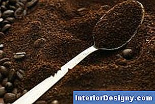 Jardim: Cuidados Com A Planta De Tomateiro Usando Cafezal - 2026 | Pt ...